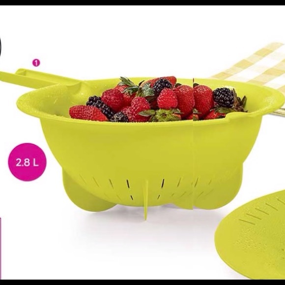 Tupperware | Kitchen | Tupperware Double Colander Strainer 28 Liter ...
